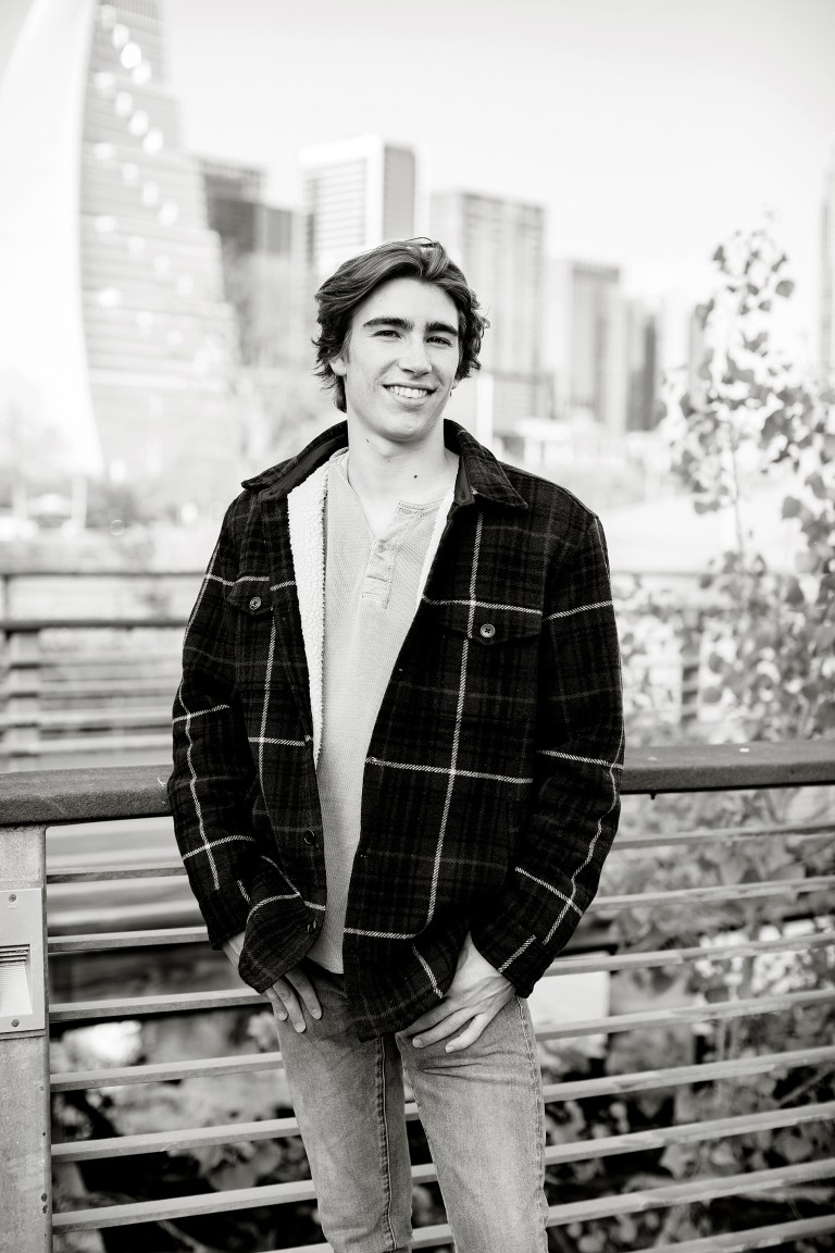 What do I wear to my Senior Portraits? Senior Guy Wardrobe Edition ...